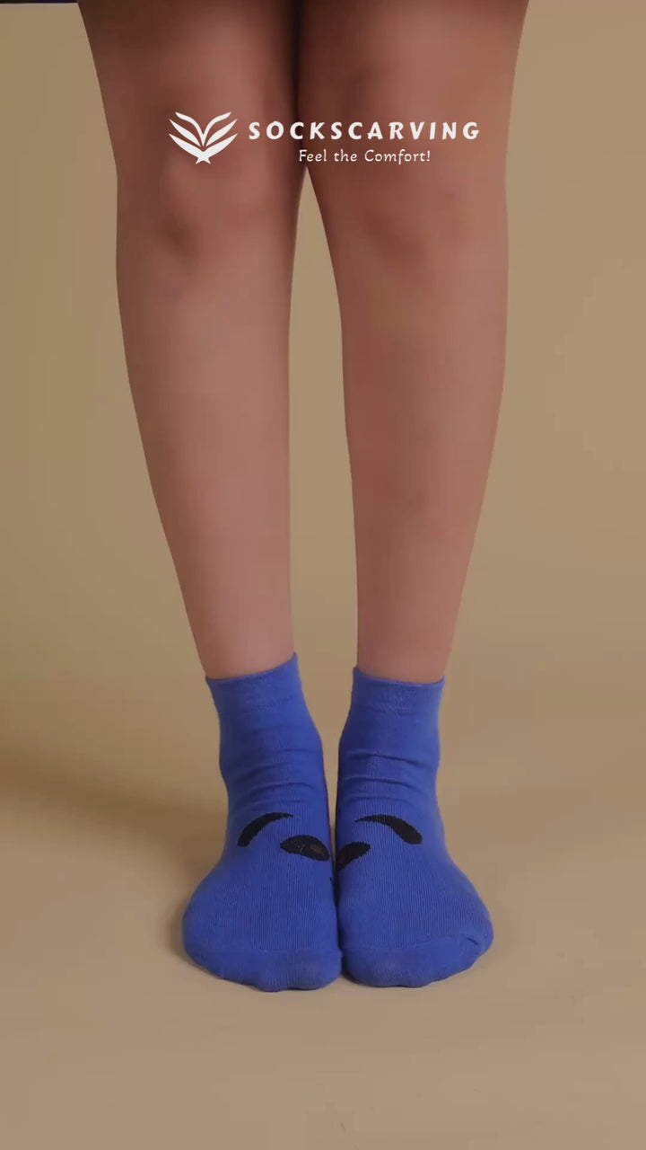 Just Launched – Sockscarving
