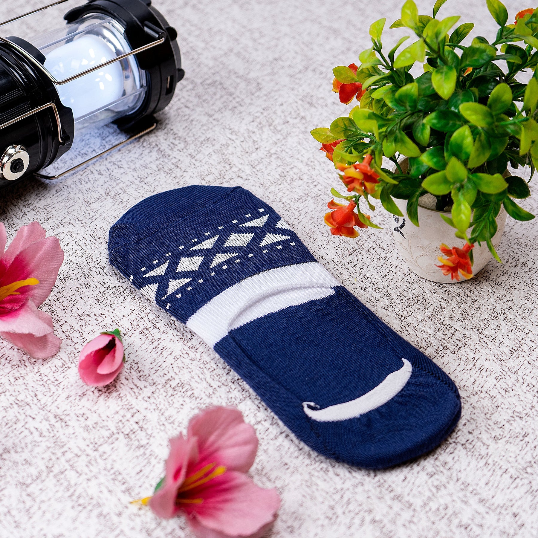 Sockscarving