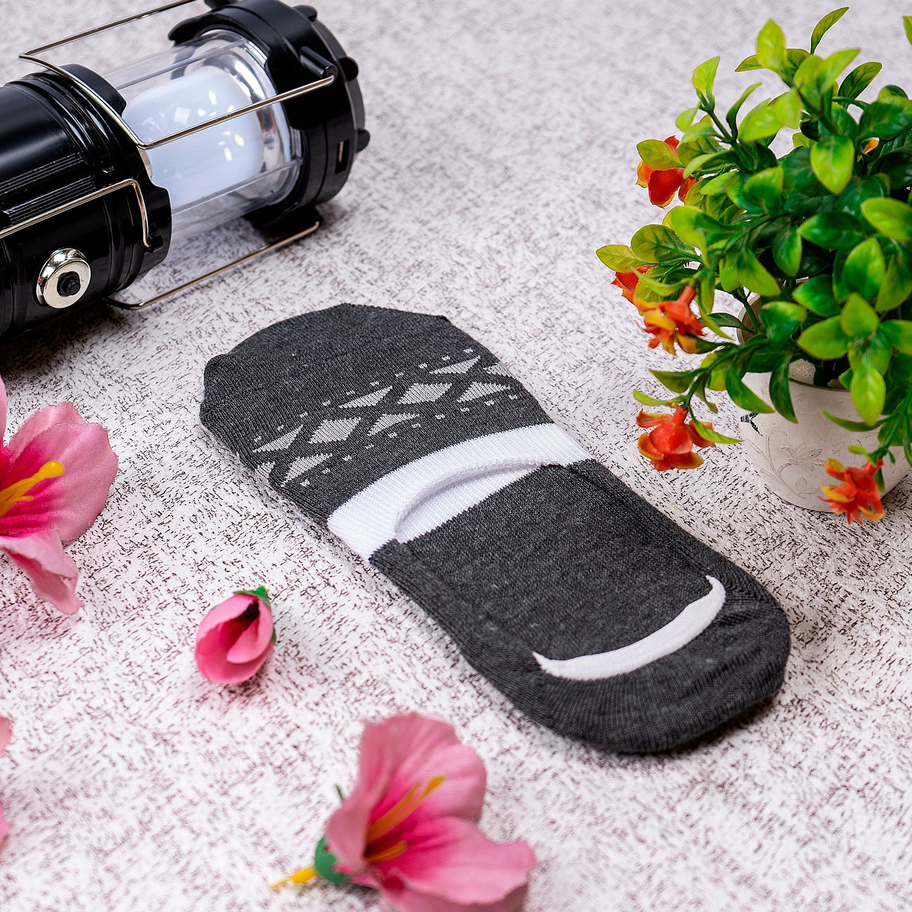 Sockscarving